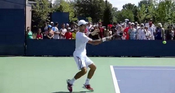 Novak-Djokovic-Forehands-and-Backhands - Free Tennis Lessons from Essential Tennis